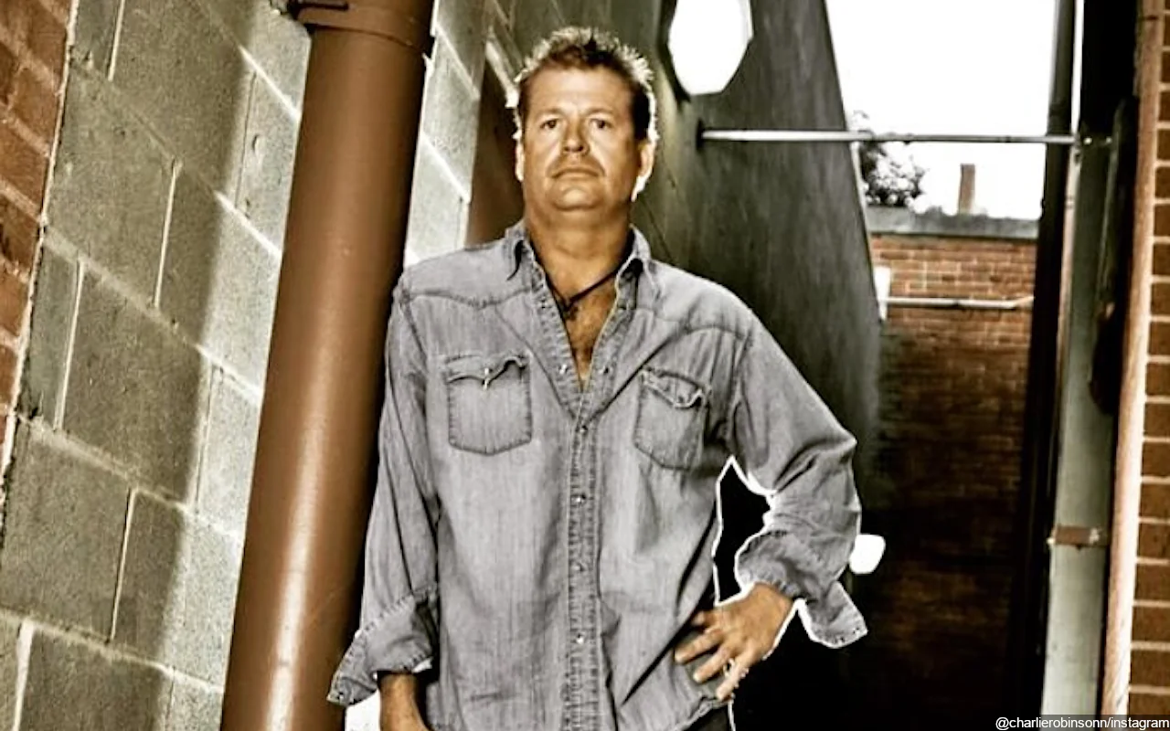 Country Singer Charlie Robison Dead at 59 After Suffering Cardiac Arrest