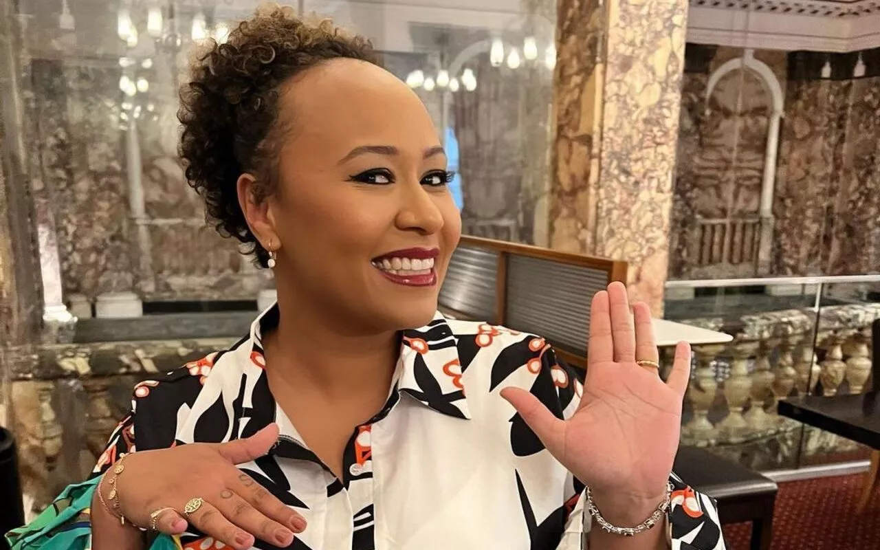 Emeli Sande Too Busy to Plan Her Wedding