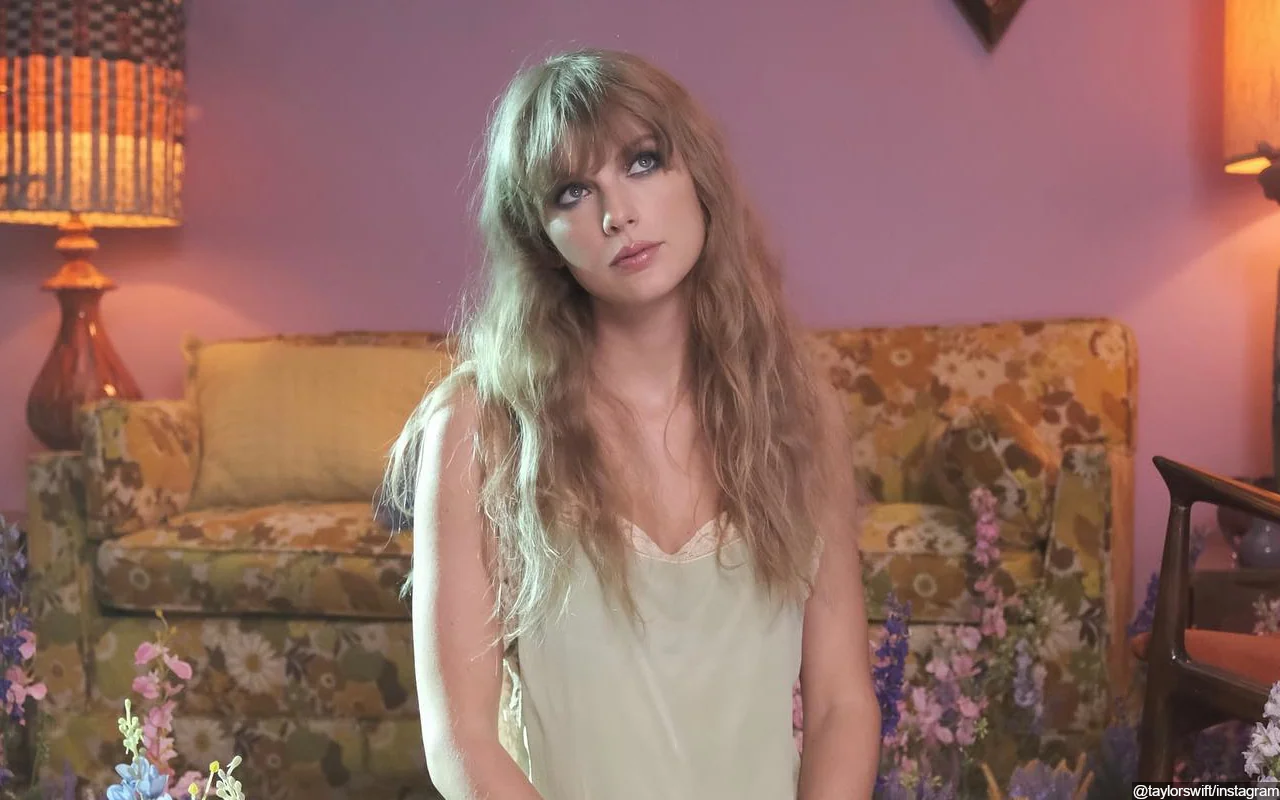 Taylor Swift to Spend Thanksgiving With Her Family Amid Hot Travis ...