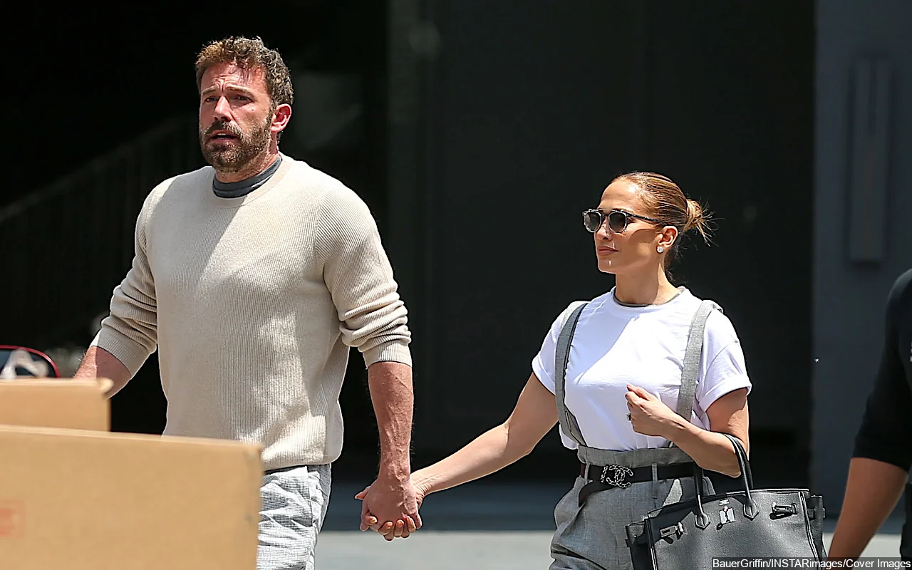 Jennifer Lopez Admits To Still Gets Ptsd From Spotlight During First