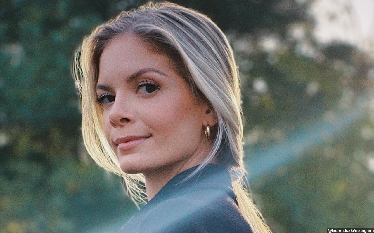 'The Voice' Star Lauren Duski Calls Mom 'Best Friend and Hero ...