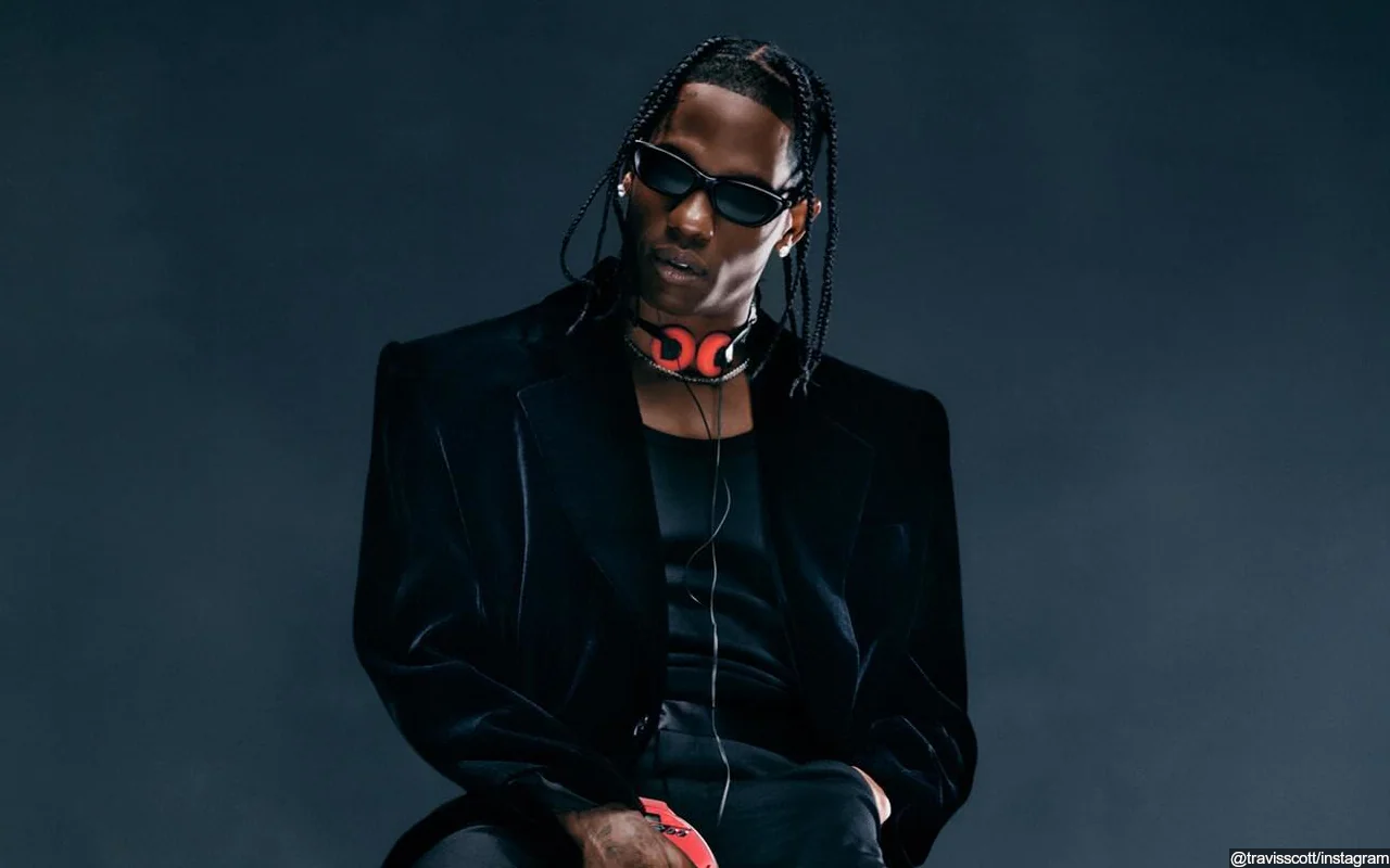 Travis Scott Checks Stage-Rushing Fan During 'Circus Maximus' Show