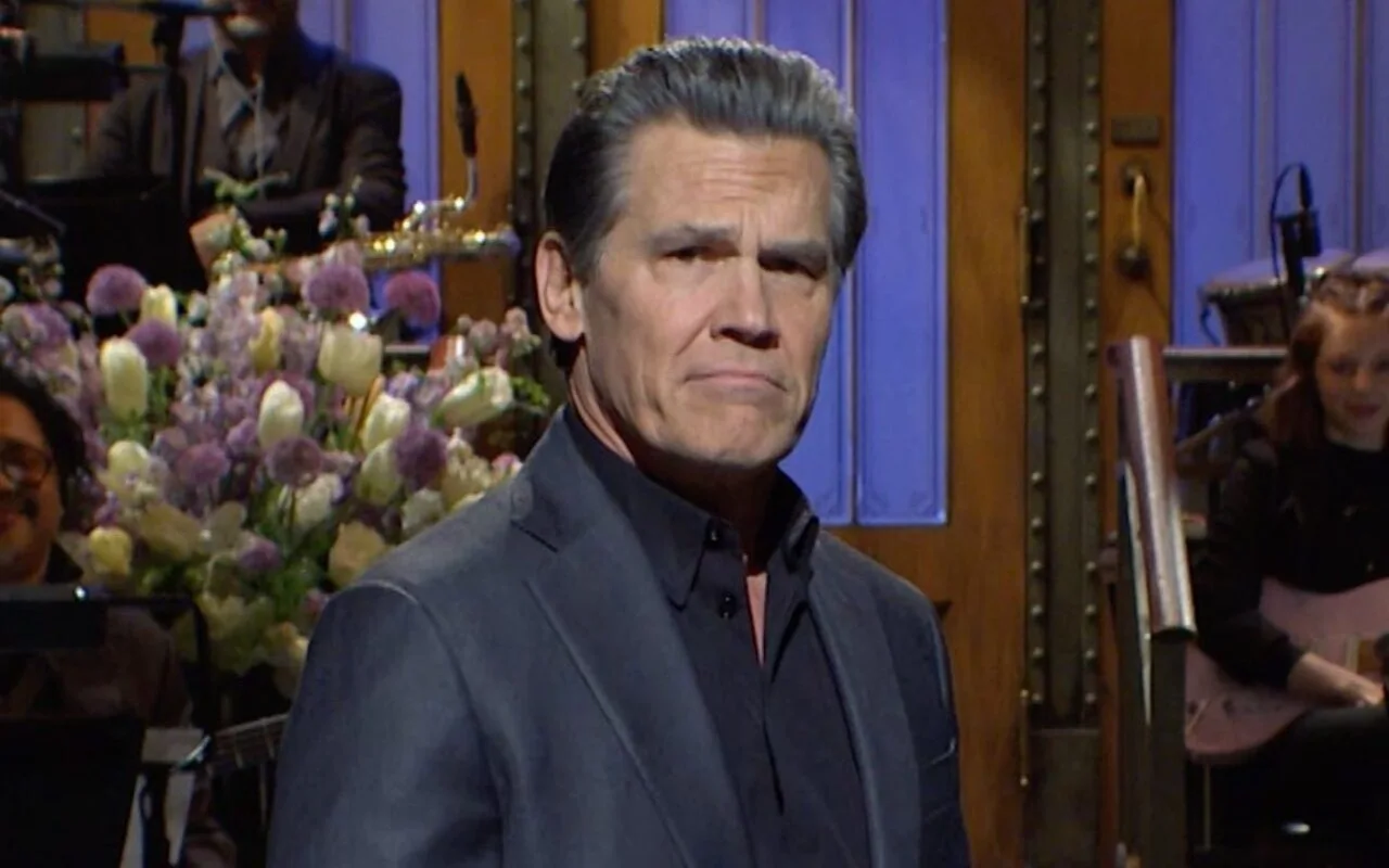Josh Brolin Strips Down to His Undies During 'SNL' Monologue, Channels 'Bridgerton' in Skit