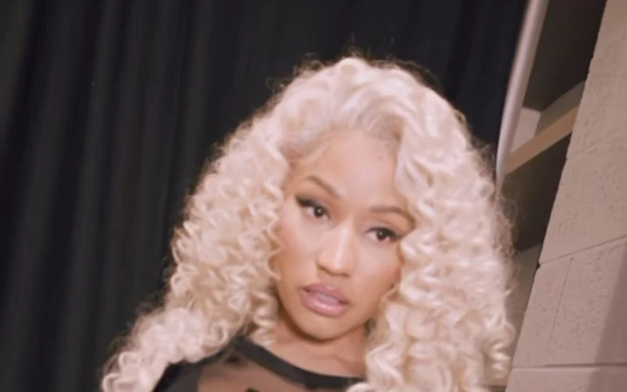 Nicki Minaj Comes Down With Illness Calls Off New Orleans Show At Last