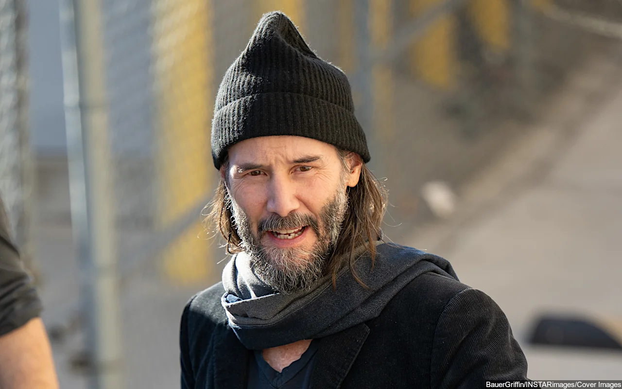 Keanu Reeves Makes Fans Swoon After Debuting Major Hair Transformation
