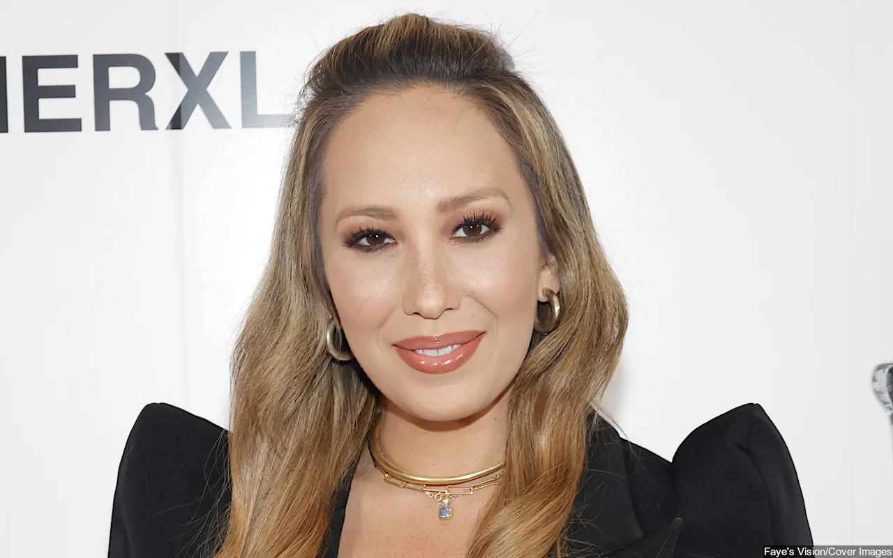 Cheryl Burke Opens Up About Body Dysmorphia and Showmances on 'Dancing ...