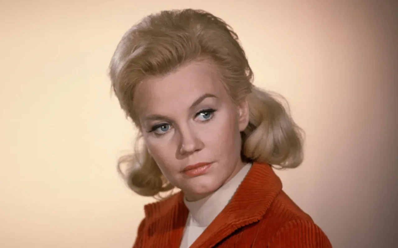 'General Hospital' Star Elizabeth MacRae Dies Peacefully at 88