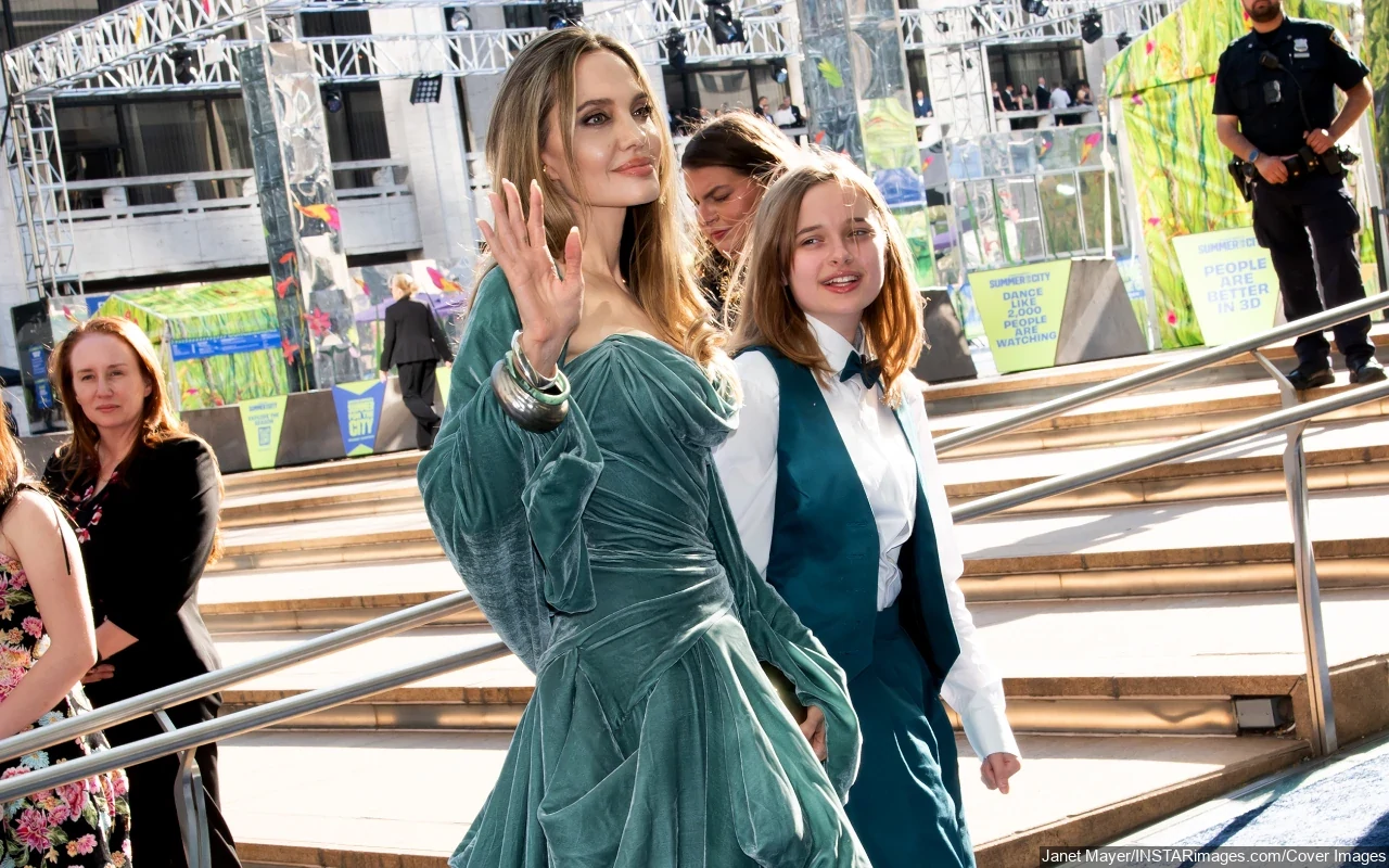 Angelina Jolie And Daughter Vivienne Dazzle In Matching Outfits At 2024