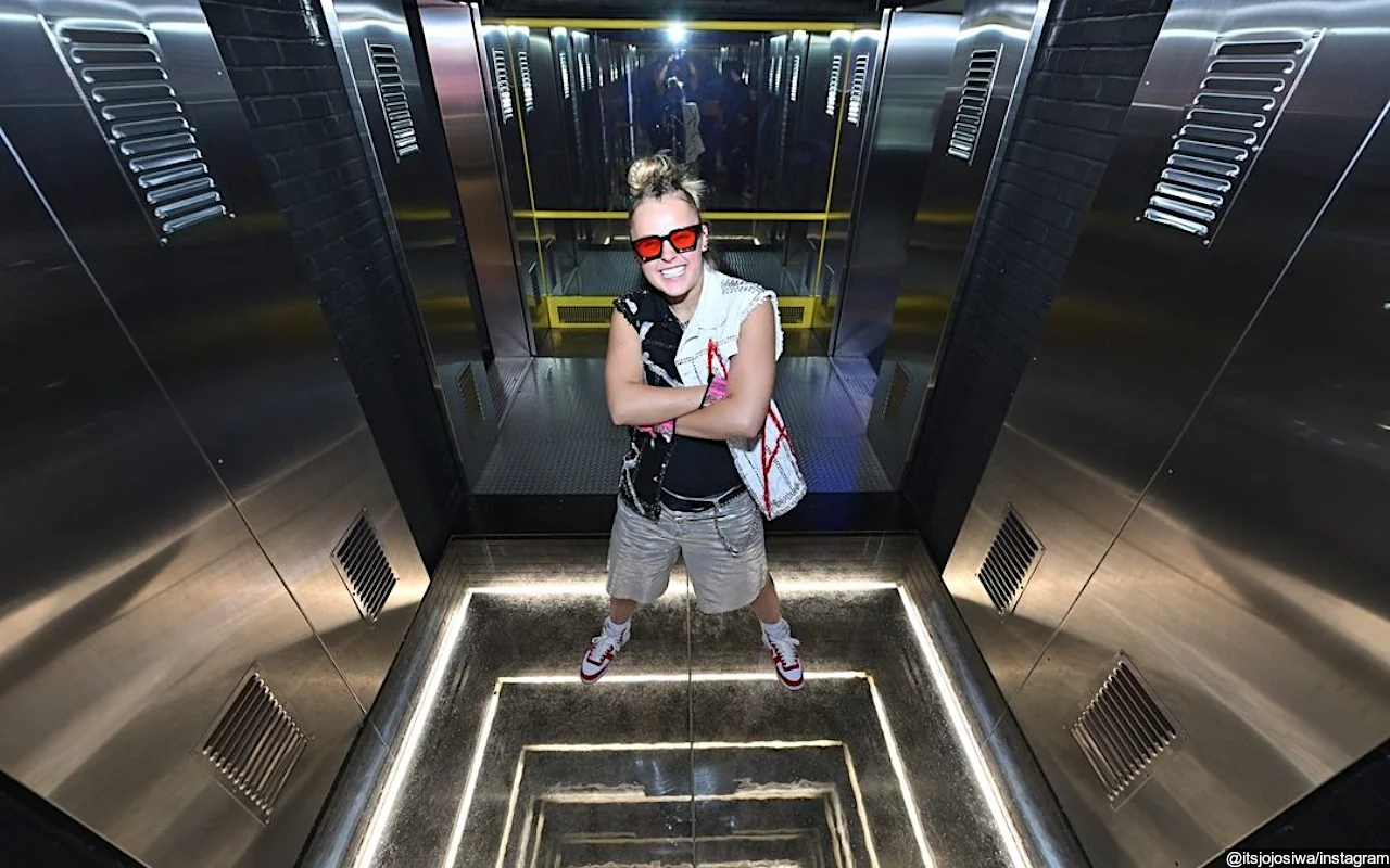 JoJo Siwa Brags About Setting New Record With Pride Fest Performance