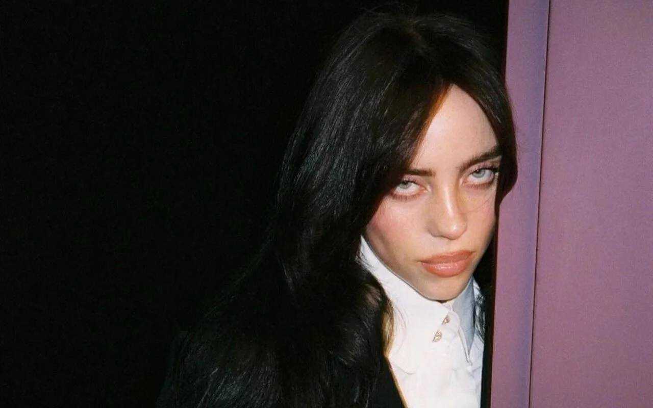 Billie Eilish Leaves Fans Worried After Sharing Pics Of Her Arms With
