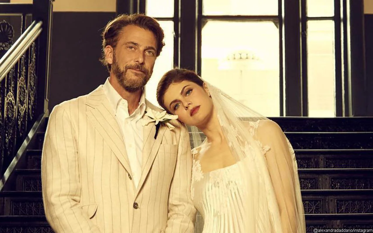 Alexandra Daddario 'Overjoyed' to Be Expecting Rainbow Baby With ...