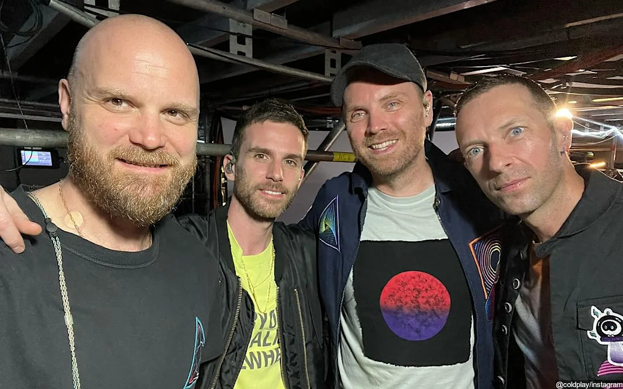 Coldplay Premieres New Song 'Good Feelings' at Rome Concert