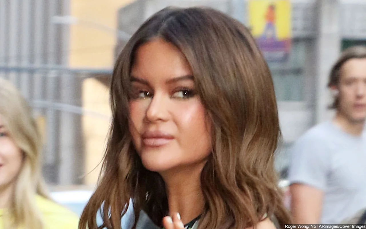 Maren Morris Laughs Off Viral Wardrobe Malfunction
