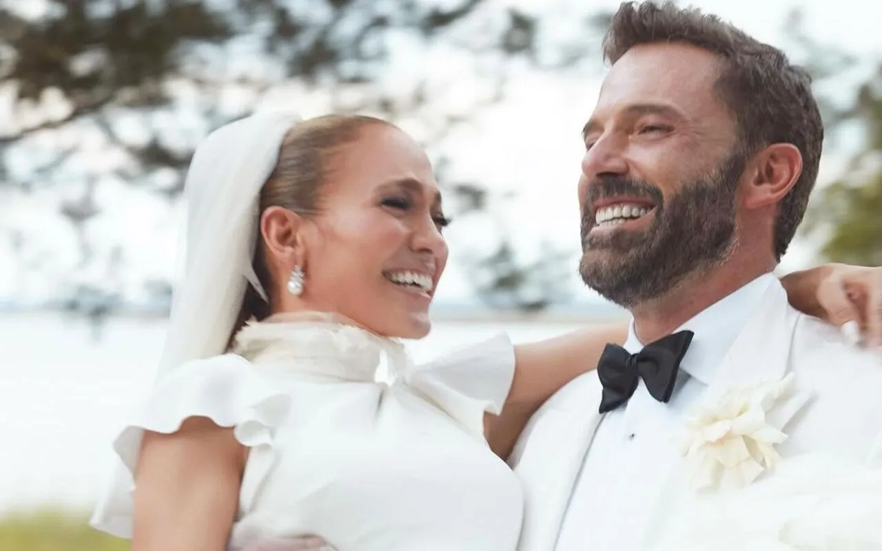 Ben Affleck's Cousin Jennifer Affleck Calls Herself 'New Jenny From the ...