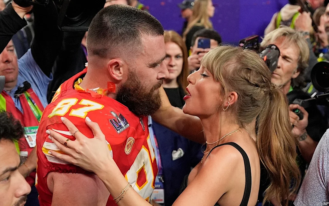 Travis Kelce's Team Calls in Lawyers After Leaked 'Contract' Reveals Alleged Taylor Swift Split Date