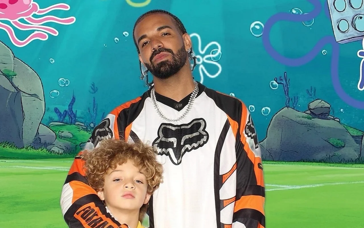 Drake Embraces SpongeBob SquarePants for Son Adonis' 7th Birthday in ...