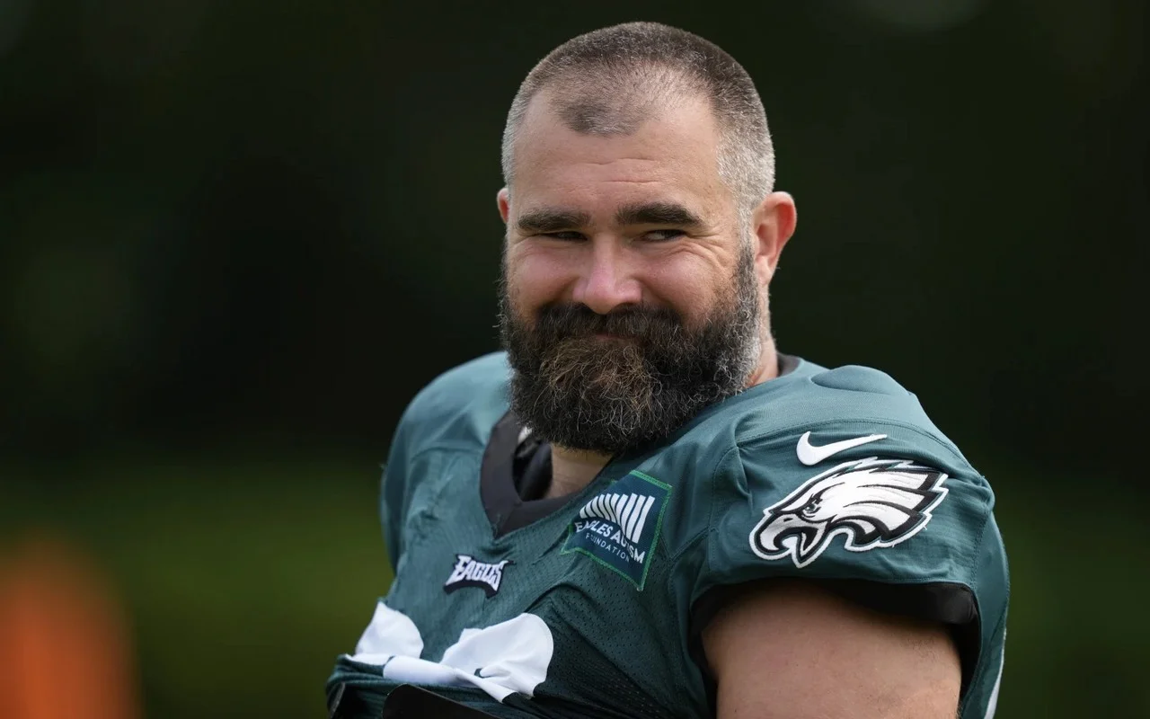 Jason Kelce Caught on Camera Dozing Off at Taylor Swift's Miami Concert