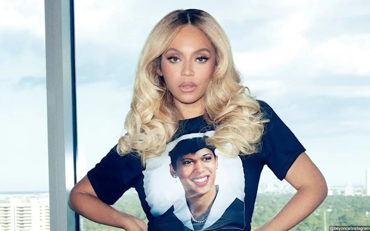 Beyonce Unveils Exclusive 'Cowboy Carter Art Book' After Shutting Down ...