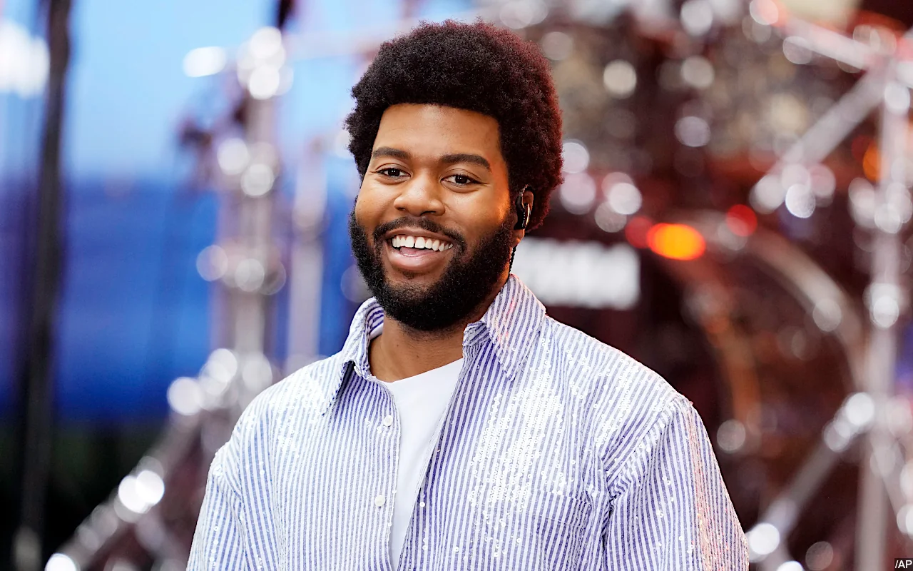 Khalid Calls Out 'Delusional' Fans Accusing Him of Using Sexuality to ...