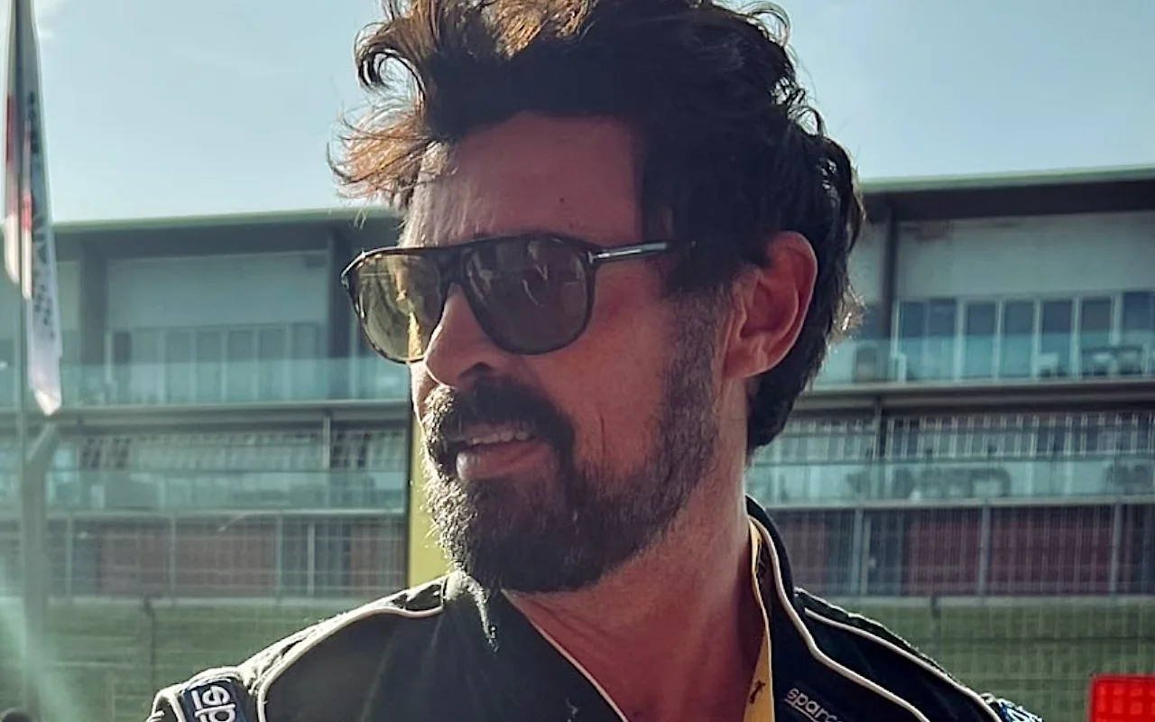 Karl Urban Unveils Bloody Look in Behind-the-Scenes Photo of 'The Boys ...