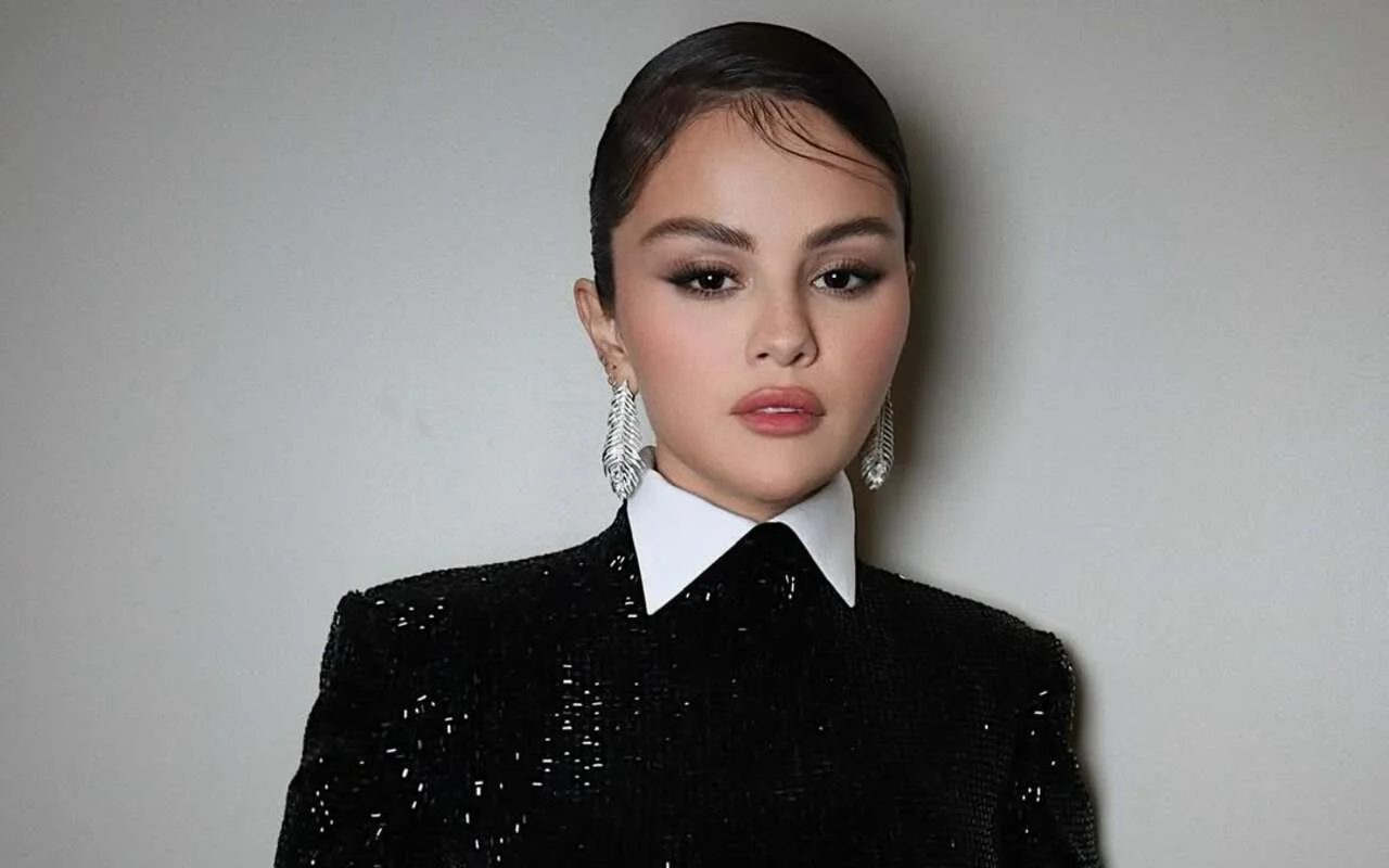 Selena Gomez Volunteers to Feed Victims of L.A. Wildfires