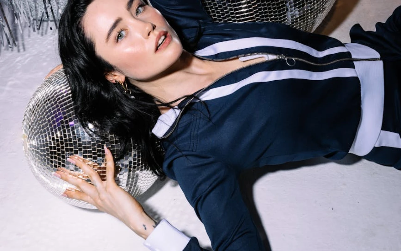 Iconic '90s TV Shows That Continue to Captivate Audiences Today