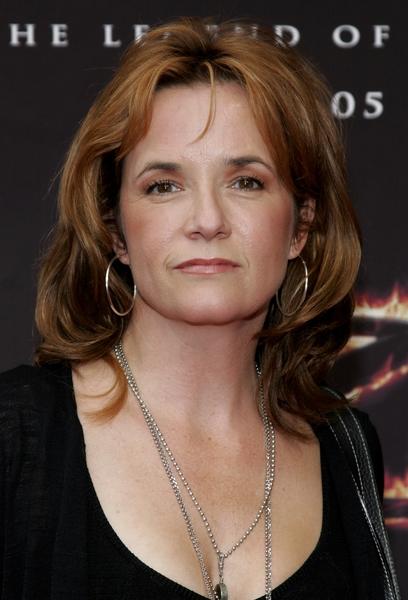 Lea Thompson Latest News, Bio, Profile, Album, Movie and Photo.