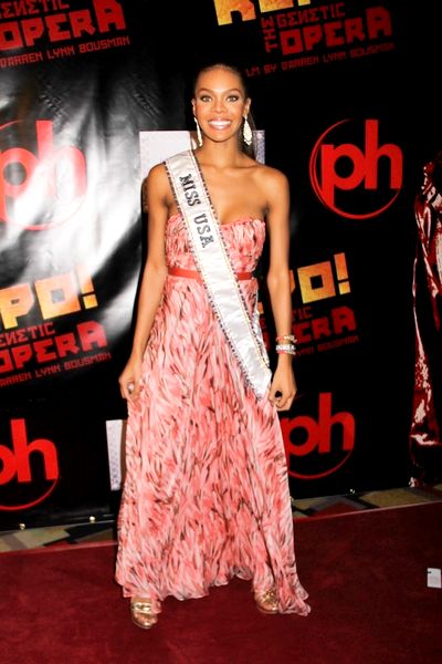 Crystle Stewart Picture 1 - Lionsgate's Good Deeds Premiere