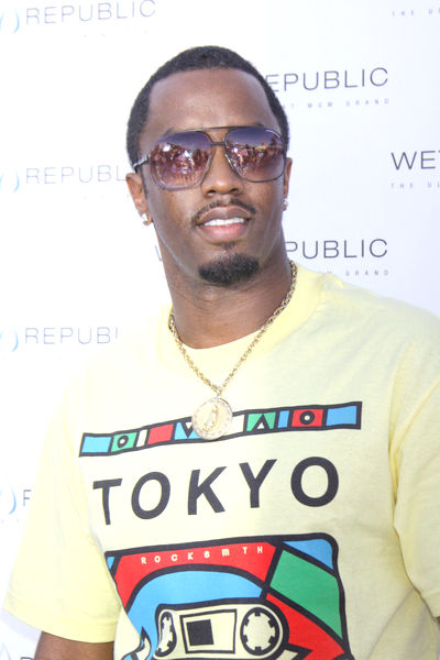 P. Diddy Picture 40 - 66th Annual Golden Globes - Press Room