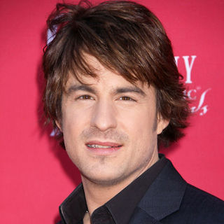Jimmy Wayne Latest News, Bio, Profile, Album, Movie and Photo.