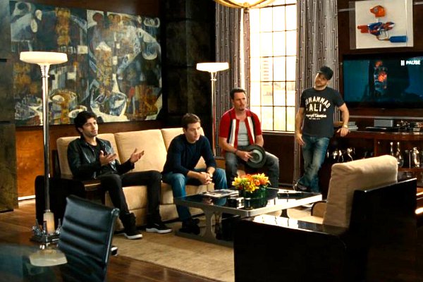 Adrian Grenier and His Gang Are Back in 'Entourage' Teaser Trailer