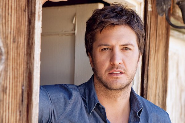 Artist of the Week: Luke Bryan