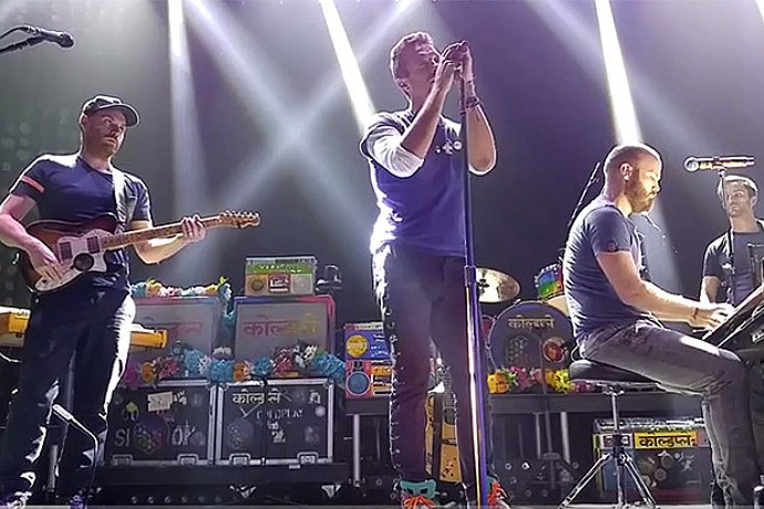Video: Coldplay Covers John Lennon's 'Imagine' for Paris During L.A ...