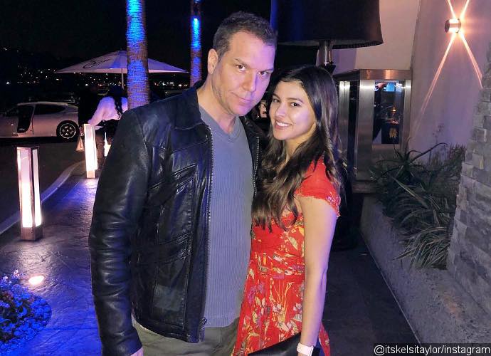 Dane Cook Gets Steamy With His 19-Year-Old Girlfriend During Hawaiian ...