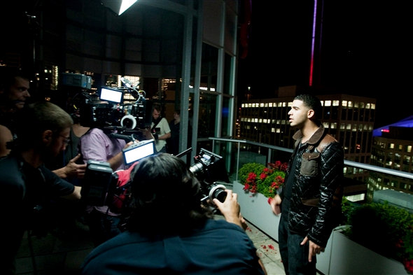 On-Set Pics and Behind-the-Scene of Drake's 'Successful' Music Video