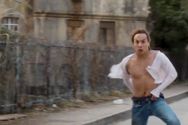 New 'Fear the Walking Dead' Teaser: Frank Dillane's Frantic Run