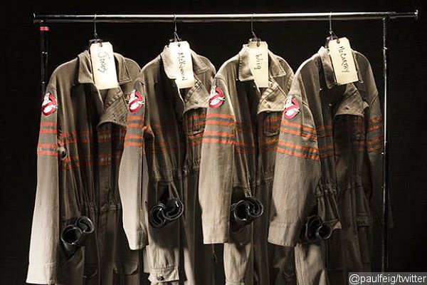 First Look at 'Ghostbusters' Reboot Costumes Unveiled