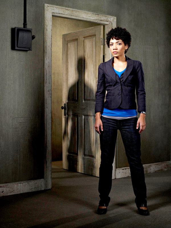 New Promotional Shots of 'Fringe' Season 2