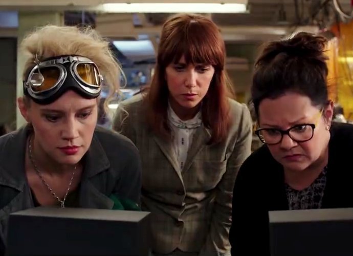 'Ghostbusters' Cast Show Off the New Gadgets in Latest Featurette