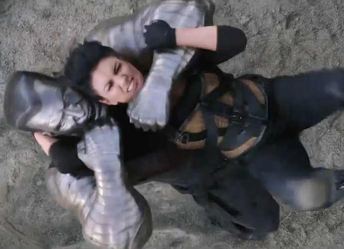 See Gina Carano S Angel Dust Beat Out Colossus In Deadpool New Tv Spot