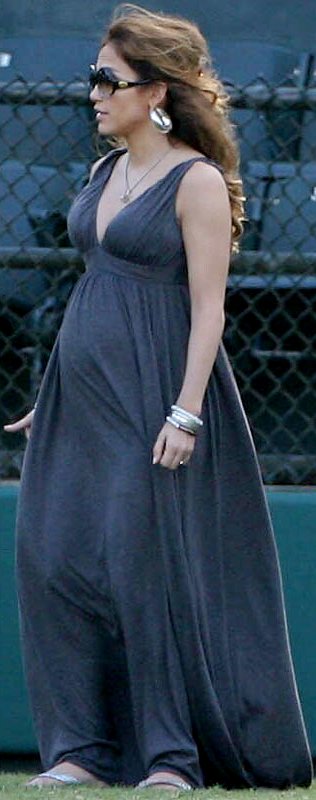 More Photos of Jennifer Lopez's Growing Bump