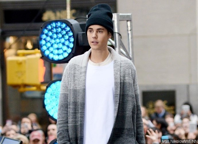 Watch Justin Bieber Get Emotional and Cry at Philadelphia Concert