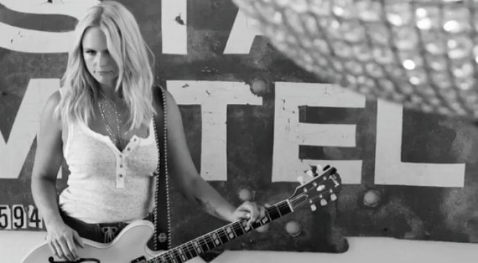 Miranda Lambert Releases Sultry New Single 'Vice'