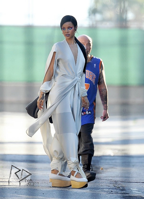 วันพรีเมียร์ MV Princess Of China Coldplay ft. Rihanna | บันเทิง | 3185956