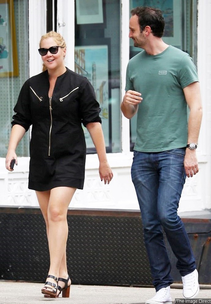 New Boyfriend? Amy Schumer Steps Out With Mystery Man After Split From ...