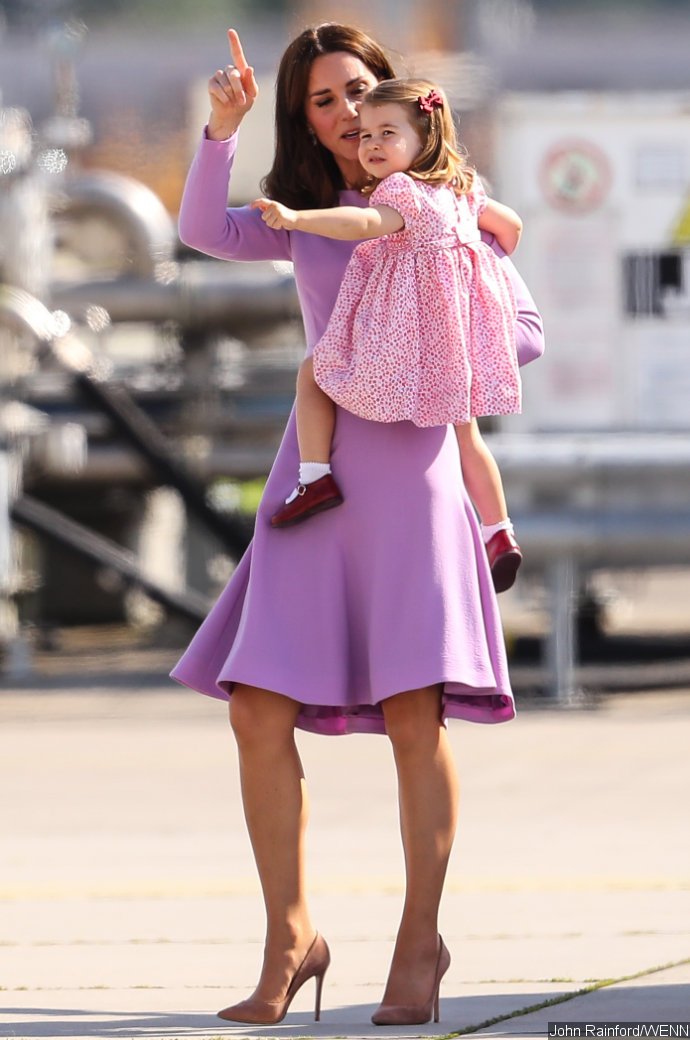 Royal Tantrum! Princess Charlotte Cries and Refuses to Board Helicopter ...