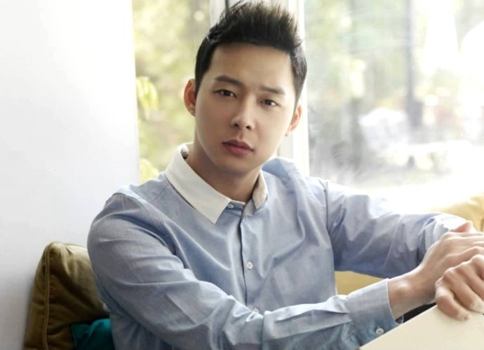 Jyjs Park Yoochun Gets Slammed For Being Active On Instagram Before