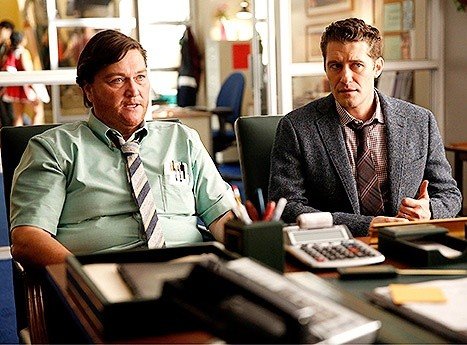 'Glee': First Look at Coach Beiste Transformation Into a Man, Brittany ...