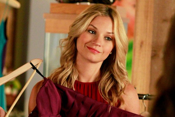 'Pretty Little Liars' Unmasks 'A' With Transgender Twist in Summer Finale