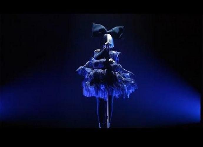 Sia Debuts 'Unforgettable' Soundtrack for 'Finding Dory'